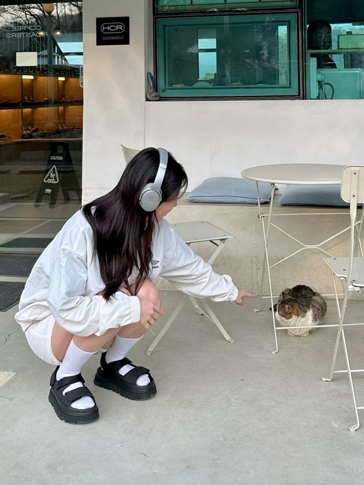 여름 여자 샌들 코디에 어그ugg 신상 골든글로우 스트랩 추천 솔직 후기🖤 네이버 블로그