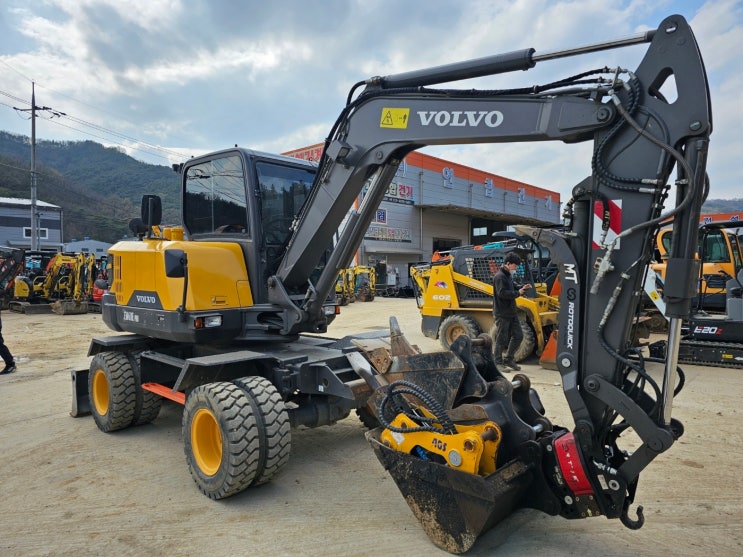 볼보 03타이어 EW60E PRO 23년식 포크레인마켓 후기포스팅 : 네이버 블로그