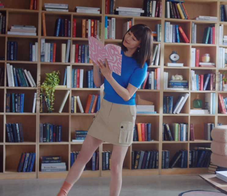 24 탑텐 브랜드캠페인 TVCF 속 이나영 티셔츠 봄,여름 데일리룩 코디 : 네이버 블로그