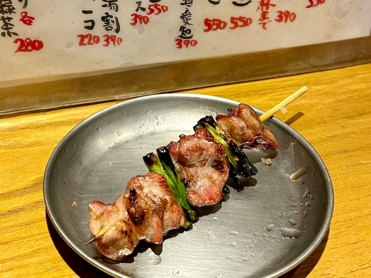 도쿄 여행 맛집 추천 신주쿠 꼬치거리 야키토리 맛집 시몽야 오모이데 요코초점 네이버 블로그