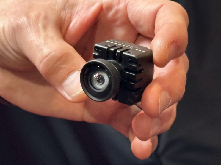 PROTON CAM– first look at the world’s smallest broadcast-quality camera(영문) : 네이버 블로그