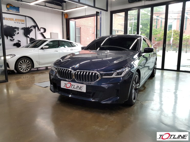 BMW 6GT 순정 ace 3.0 부재 아이나비 QXD1 블랙박스와 커넥티드 프로 플러스로 채워드렸습니다 : 네이버 블로그