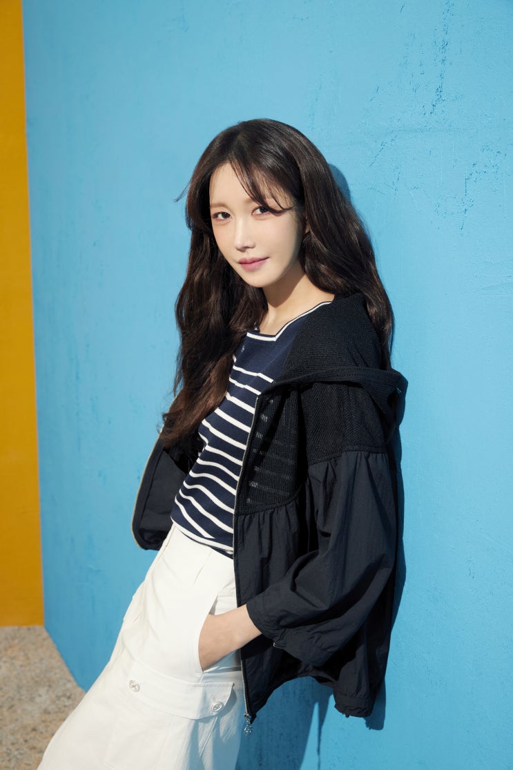 24 Summer 이지아 화보 올리비아로렌 여름 여자 컬렉션 원피스 자켓 패션 네이버 블로그
