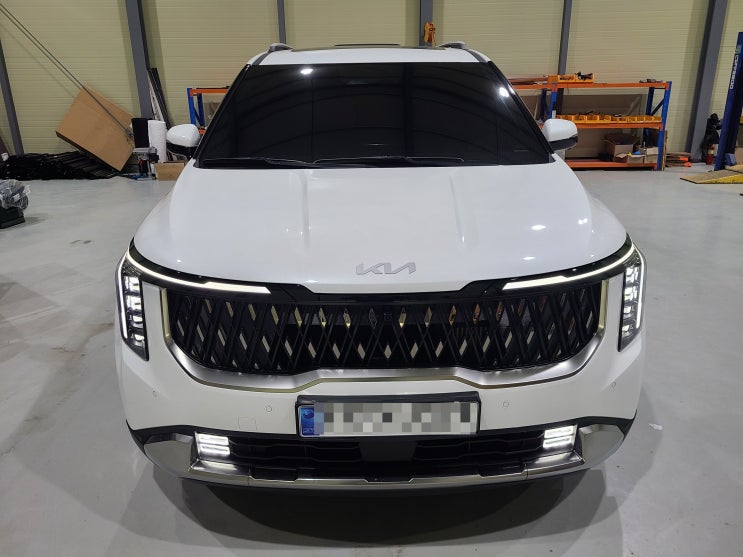 전주 KA4 더뉴카니발 하이브리드 메이드인 코리아 킹스텝 면발광 전동스텝 시공후기! : 네이버 블로그