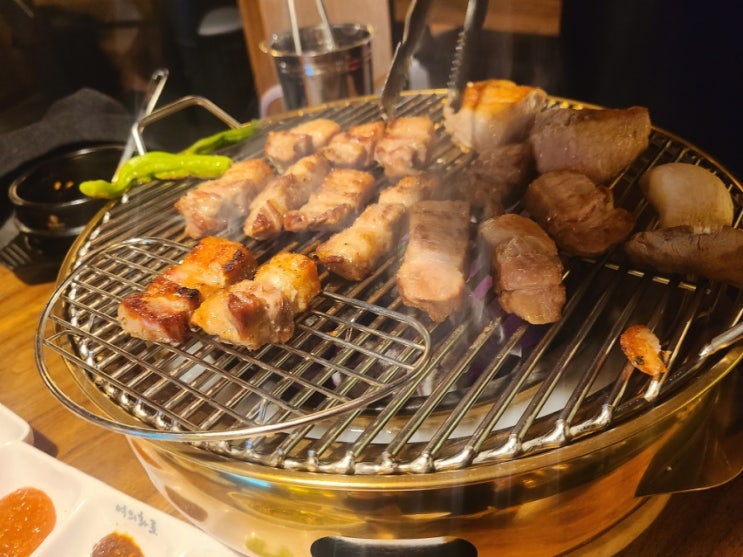 육즙이 팡팡 터지는 국내산 최고급 고깃집 여의도 샛강 여의화로 맛집추천 네이버 블로그