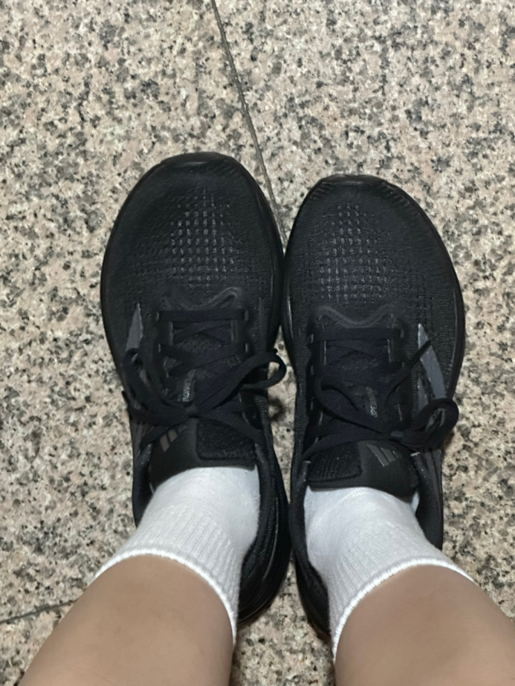 아디다스 슈퍼노바 라이즈 후기 / 코어블랙 / 착샷 : 네이버 블로그