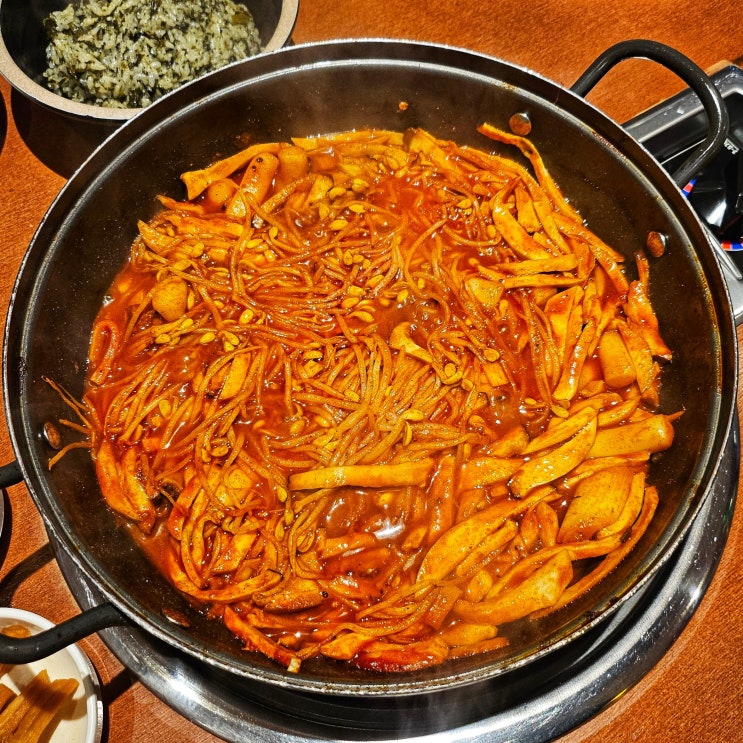 담산 신촌본점 매운등갈비찜내돈내산줄서는식당웨이팅맛집붉은천사들모든게만족스러운맛집 네이버 블로그