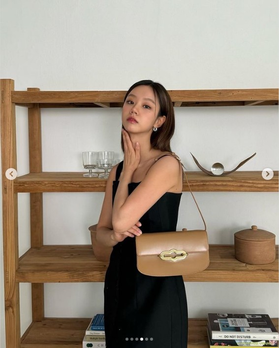 혜리 인스타그램 속 우아한 브리티시 숄더백 가방 어디꺼 Mulberry 멀버리 네이버 블로그