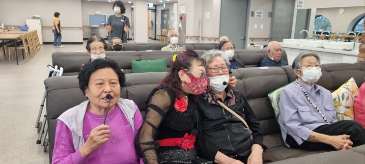 대전예스케어주간보호센터 4월 30일 어르신들의 일상 문평동차량운행가능 신일동차량운행가능 네이버 블로그