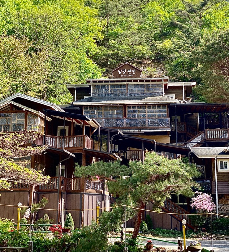 충주 계곡 여행ㅣ괴산 계곡 펜션 남강펜션 일본 가옥 감성의 가족 숙소 네이버 블로그