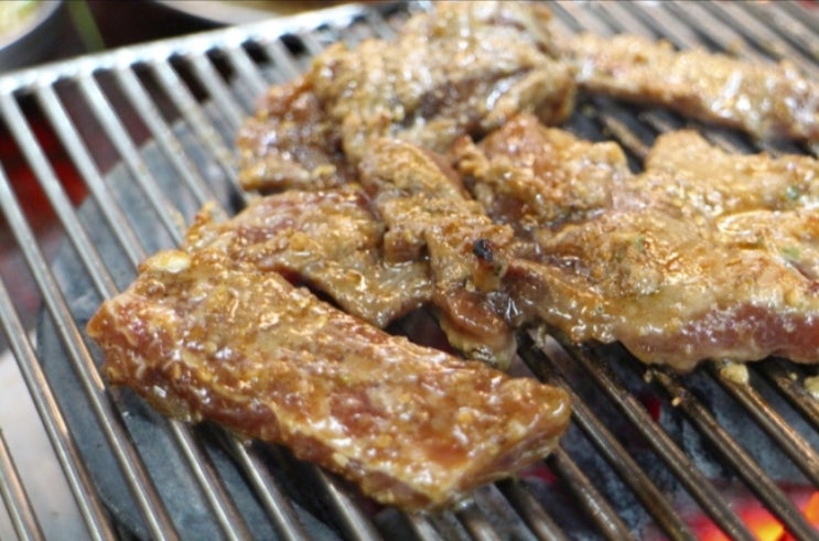 백반기행 강동 밥상 34년 전통 노포 돼지갈비 고기집 최다니엘 숯불돼지갈비 마포집 246회 네이버 블로그