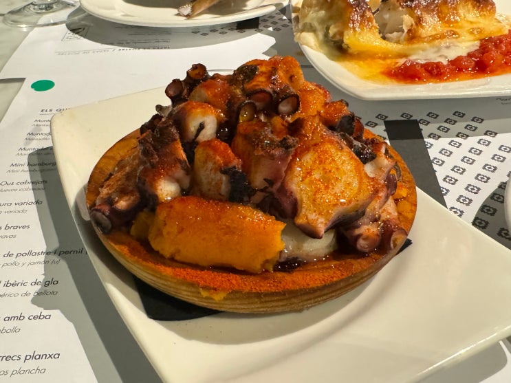 엄마랑 스페인 자유여행 / 바르셀로나 타파스맛집 비니투스 vinitus 꿀대구 문어 키조개 감튀 : 네이버 블로그