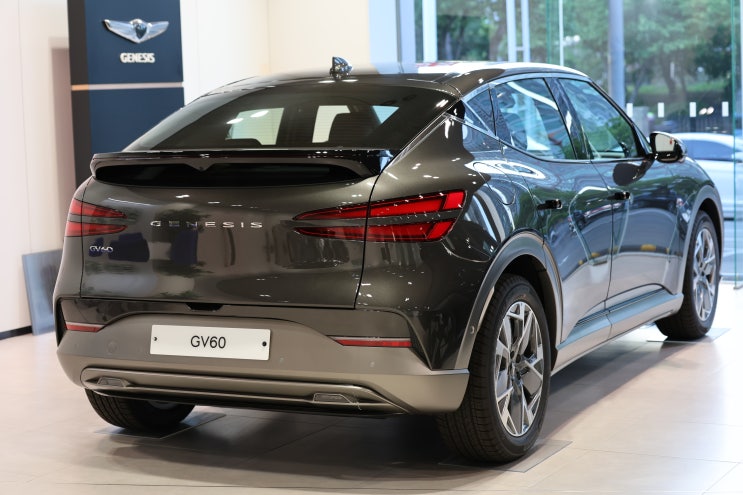 2024 제네시스 GV60 스탠다드 2WD 마칼루 그레이 전기차 상세리뷰 : 네이버 블로그