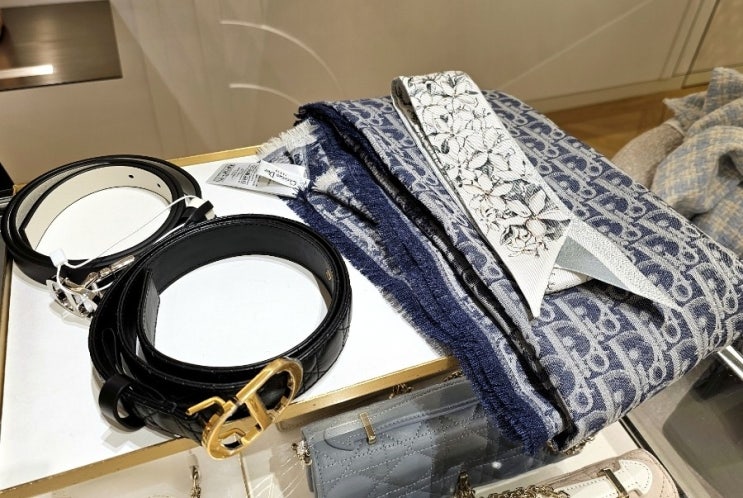 일본 오사카 한큐 백화점 디올 벨트 스톨 미차스카프 할인 구매 후기 네이버 블로그