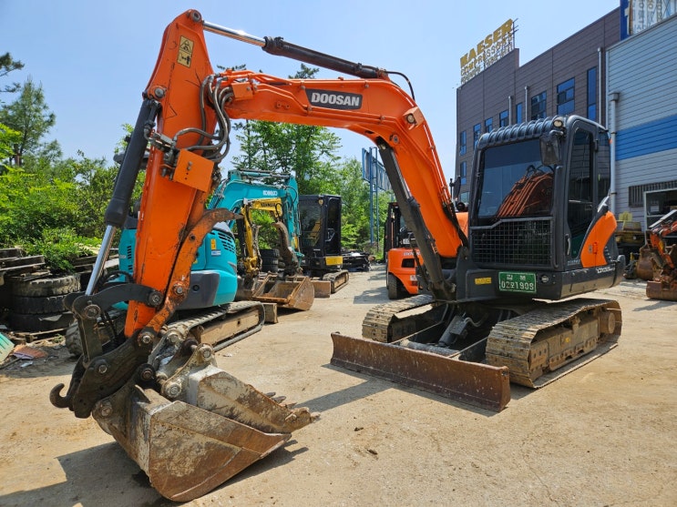 두산 02중고굴삭기 디벨론 DX55MT-5 2016년식 관리상태 특급 버켓3종 매물 : 네이버 블로그