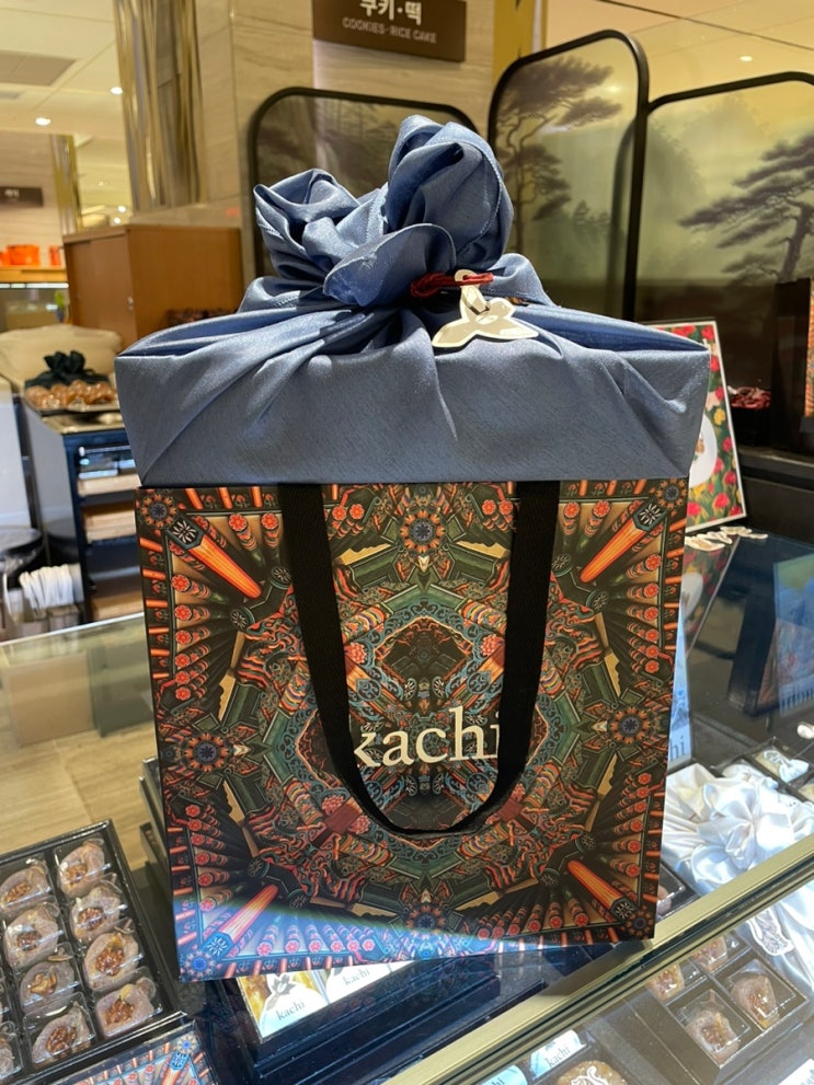 kachi(까치)”]롯데백화점 본점 ‘까치’,떡과 곶감 선물하기 좋은 한식 디저트(온라인/오프라인 모두 구매 가능) : 네이버 블로그