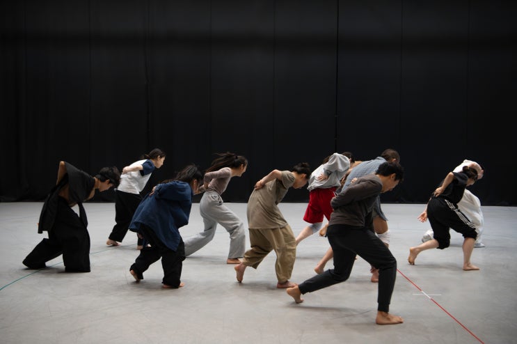아시아의 다양성이 만드는 가능성ㅣ 국립현대무용단 DMAU 프로젝트 연습실 참관 리뷰 : 네이버 블로그