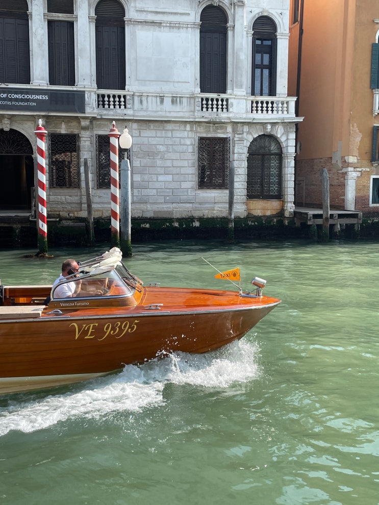 베니스 시내 수상버스타고 구경하기💕 수상버스 1번, 산타 마리아 델라 살루테 성당 : 네이버 블로그