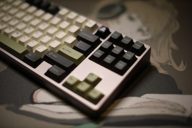 Geon Frog F13 TKL Harbor Gray x GMK Olive Blanc : 네이버 블로그