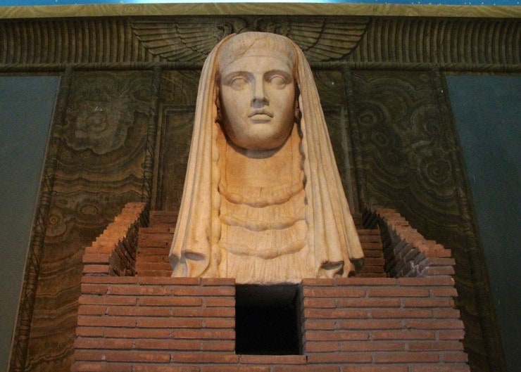 이시스-소티스-테메데르(Isis-Sothis-Demeter), Sala 3, 티볼리 하드리아누스 빌라의 카노푸스의 세라페움의 ...