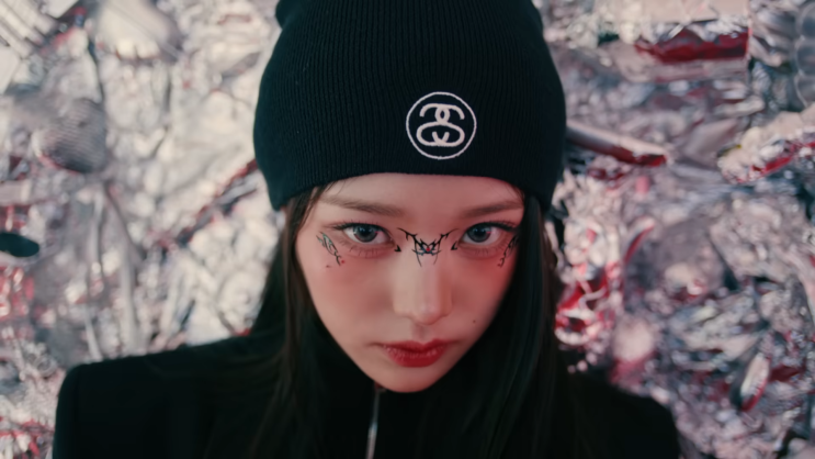 IVE(아이브) - Accendio(아센디오) MV/가사 해석 : 사랑에 빠져들게 만드는 주문/ 세이렌 신화/ 세일러 문 ...