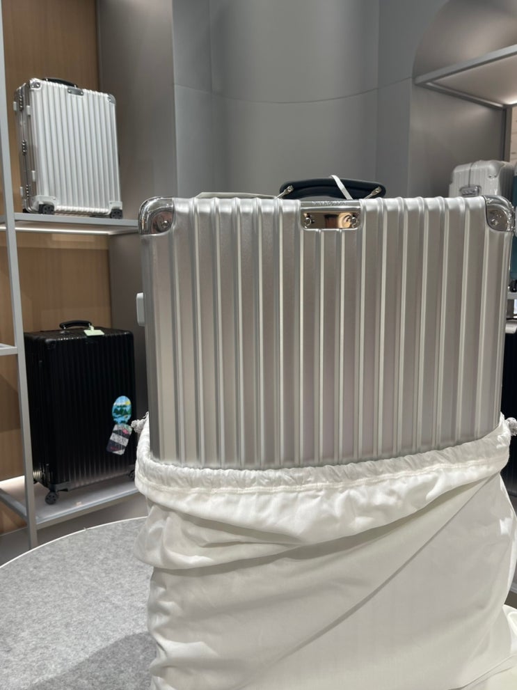RIMOWA Classic check-in M 리모와 클래식 체크인 M 구매후기, 실측, 간단리뷰, 리모와 라인업, 리모와 ...