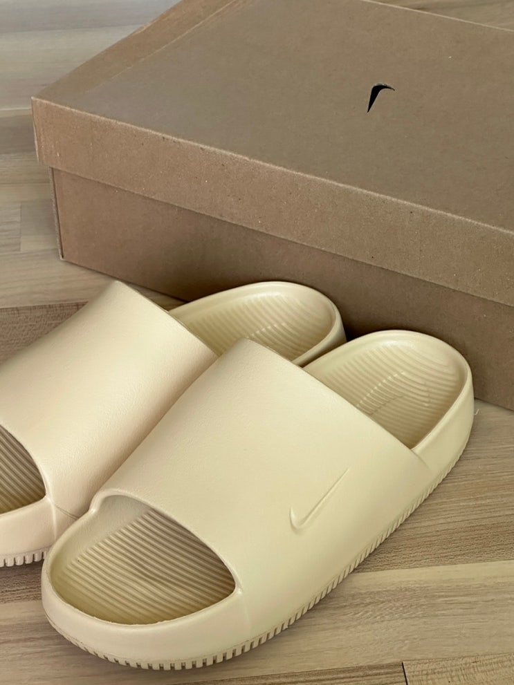 나이키 캄 슬라이드 세서미 착샷 NIKE CALM SLIDE (DX4816-200) : 네이버 블로그