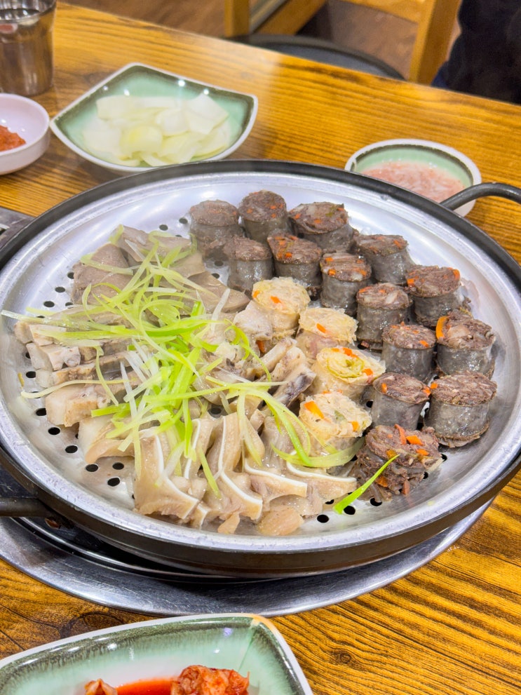 서울 지하철 맛집여행 9호선 노량진 노들역 노포 정호식당 네이버 블로그