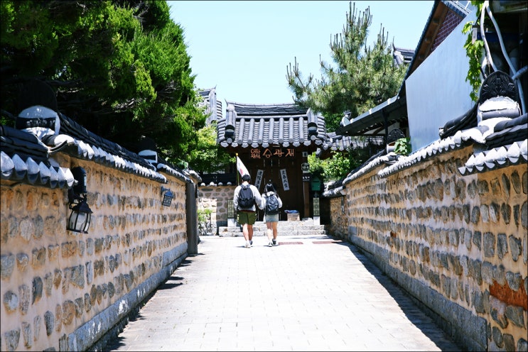 전주 한옥마을 가볼만한곳 산책로 한벽당 전주 특산물 초코파이 빵지순례 기념품 전동성당 전라감영 네이버 블로그