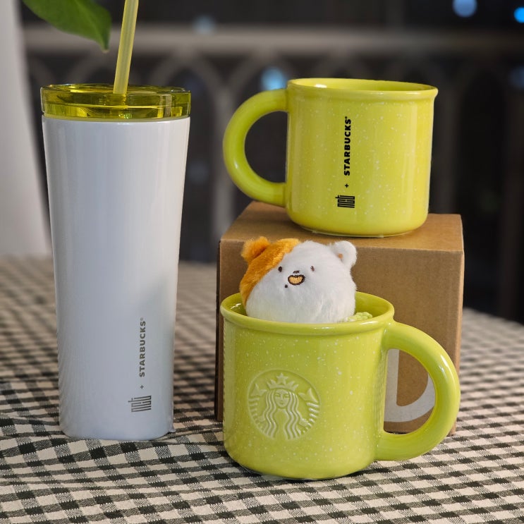 NCT X STARBUCKS : 엔시티 스타벅스 MD 배송, 파우치 키링 랜덤! : 네이버 블로그