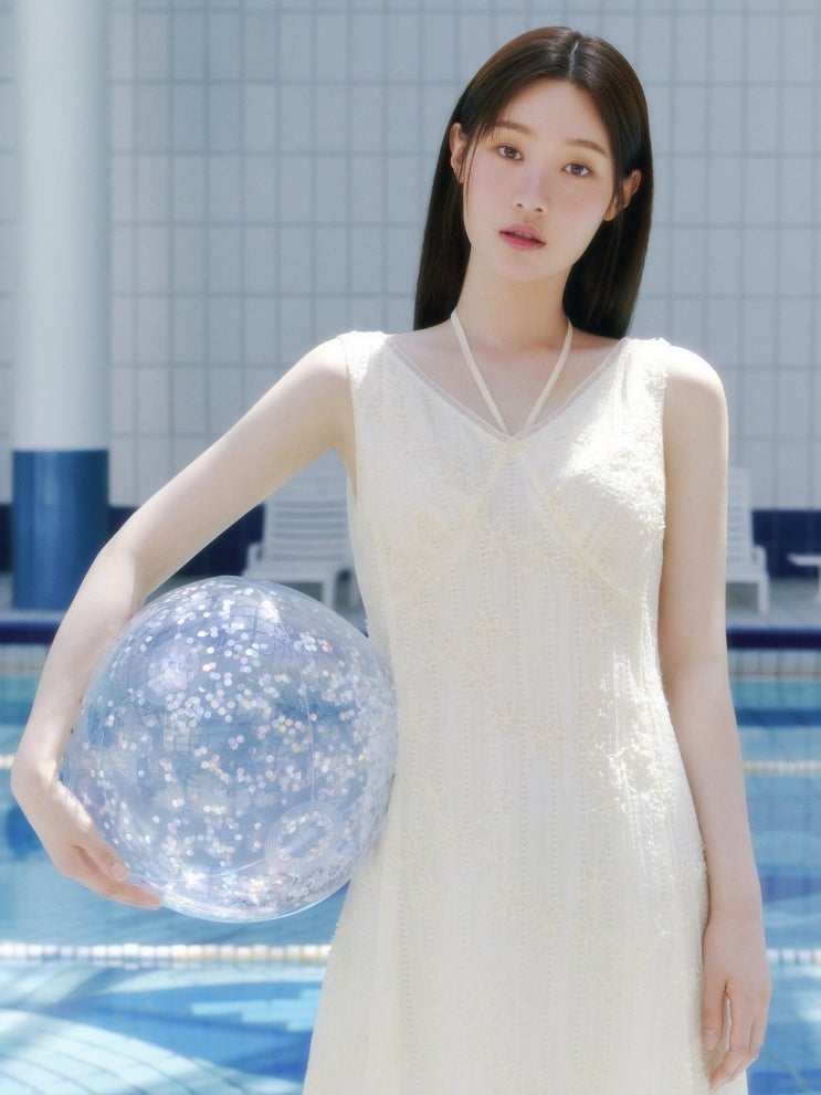 정채연 화보 패션으로 살펴본 온앤온 여름 데일리룩 원피스 코디 네이버 블로그