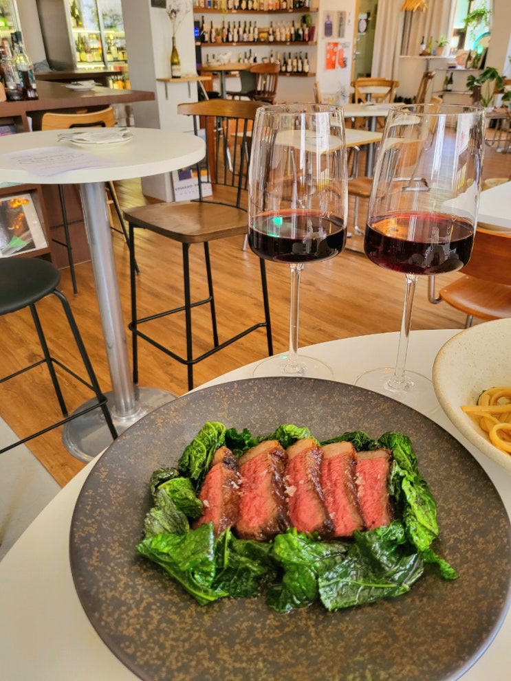 송리단길 데이트코스 dst.club 디에스티클럽 주말 점심 가능한 송리단길 와인바 : 네이버 블로그