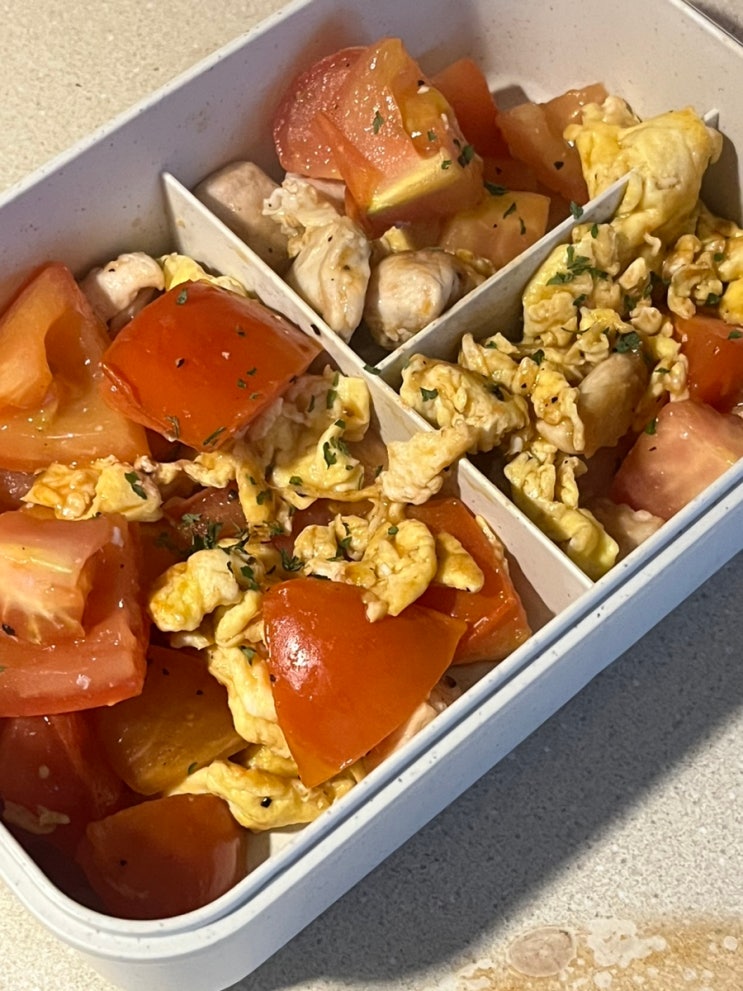 [간단한요리] 2024건강밥상2 토달볶 만들어먹기(+닭가슴살) : 네이버 블로그