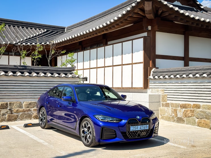 전기차 BMW i4 eDrive40 시승기, 2인을 위한 최고의 선택 : 네이버 블로그