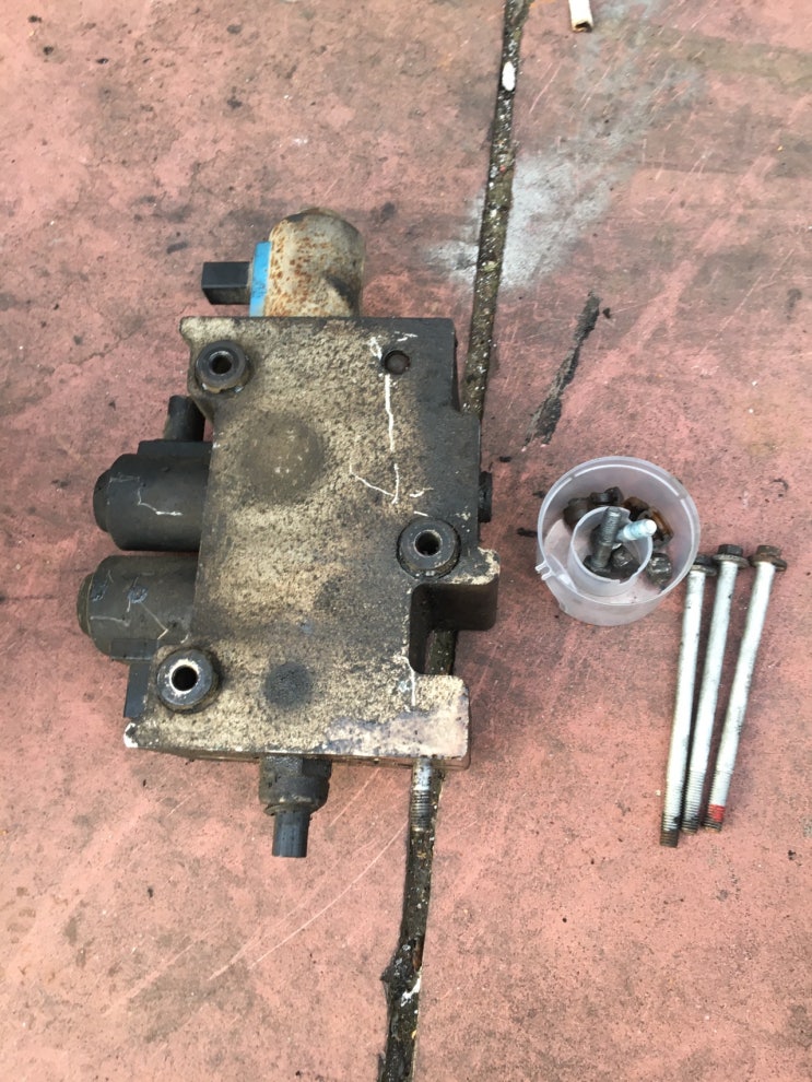 디2 TD5 ACE 밸브 블럭 (valve block) 에 대한 고찰 : 네이버 블로그