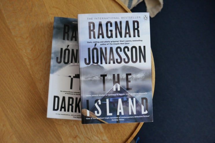 The Mist (Ragnar Jonasson) : 네이버 블로그