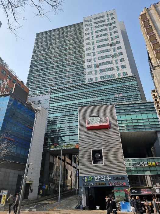 서울 충무로 상가경매 1층실5평3억1천 역세권 충무로역인근 엘크루메트로시티 1층 근린시설 전면상가 유찰2회 충무로역상가