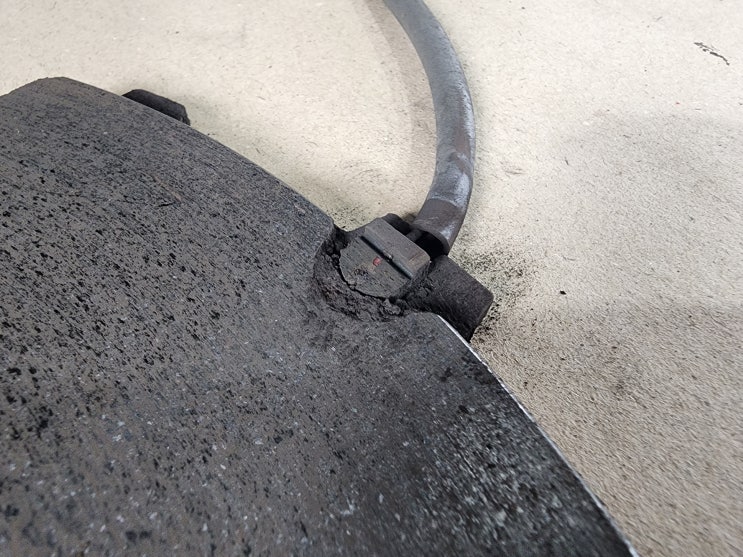 "Wear limit Change brake pad" 경고등 카이엔 브레이크 패드 교체 분당 PSM 모터스 : 네이버 블로그