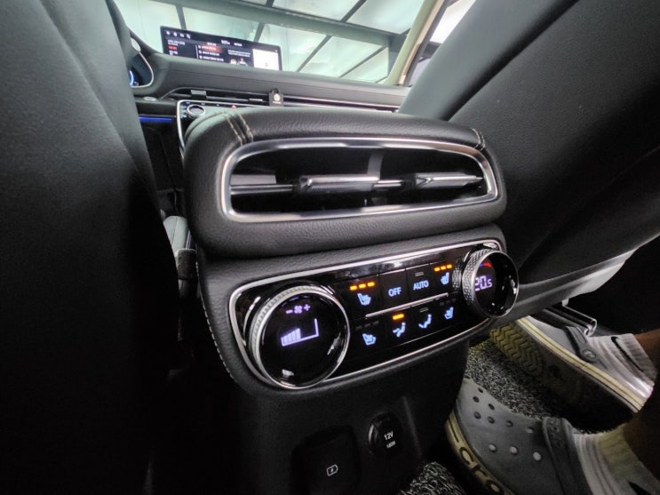 제네시스 GV80 2열 공조버튼 lcd 타입 튜닝 : 네이버 블로그