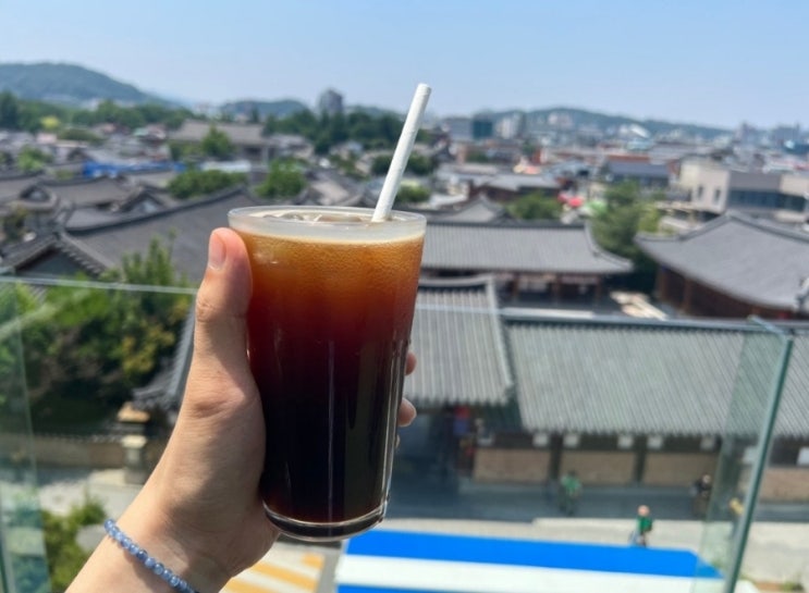 전주 한옥마을 카페 맛집 200년된 한옥의 인테리어가 돋보이는 전주한옥마을전망대카페 네이버 블로그