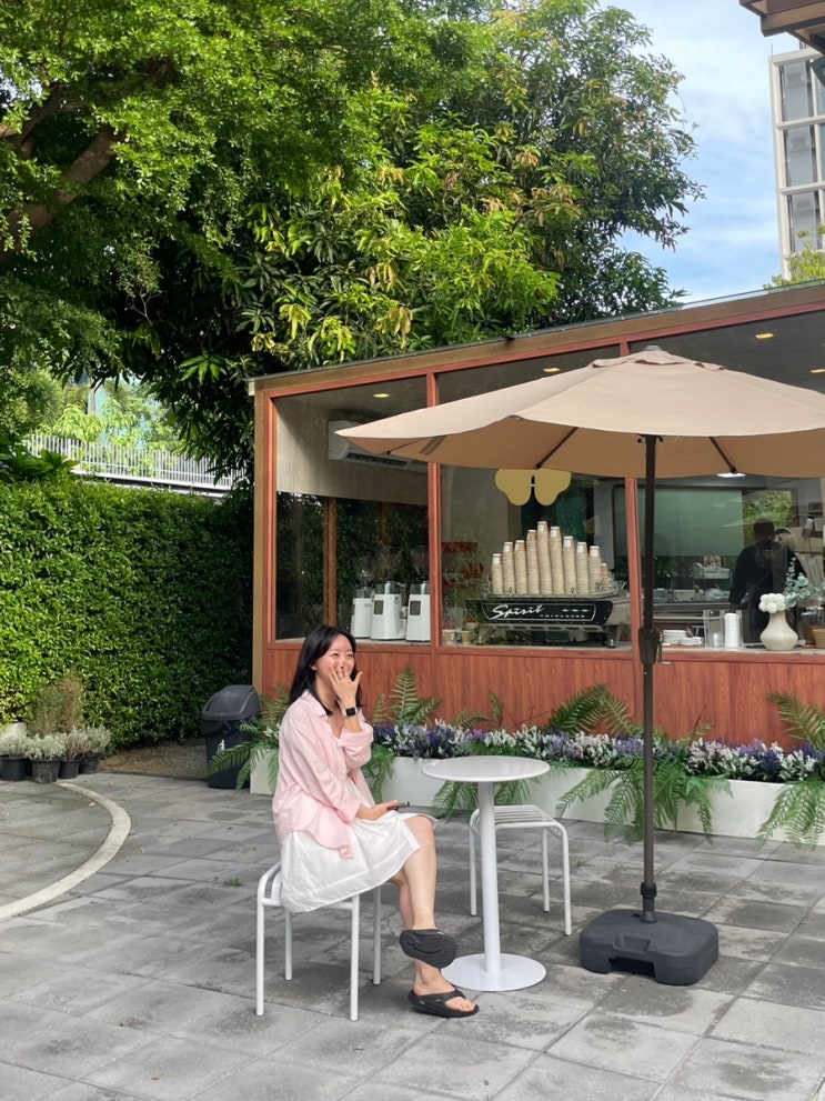 방콕 DAY 4(에어포텔, 원스어폰어타이, bask project, oyster and things, glig cafe ...
