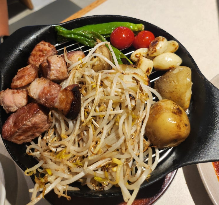 부산사상고기맛집 줄서서먹는 산성식육점 사상점 구워주는 돼지고기집에서 누룩목살 즐기기 네이버 블로그