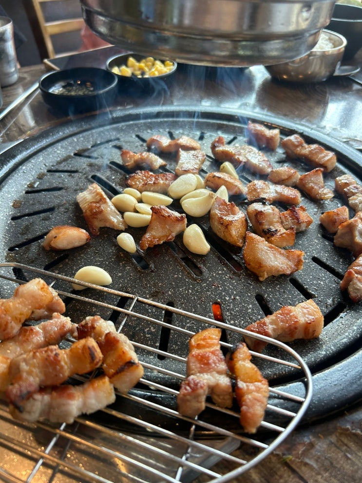 정관 숯불구이 숙성두툼삼겹살 항정살 고기 맛집 가성비 좋은 만석꾼 축산 네이버 블로그