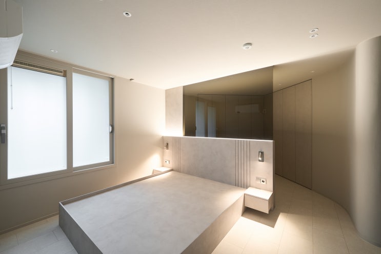 공간 분리의 효율성과 아름다움을 강조한 안방 인테리어 : 네이버 블로그