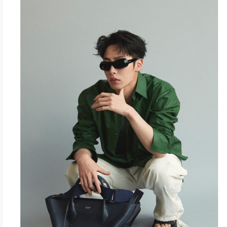남자 연예인 선글라스 추천 브랜드 페라가모 이재욱 자외선 차단 선글라스 네이버 블로그