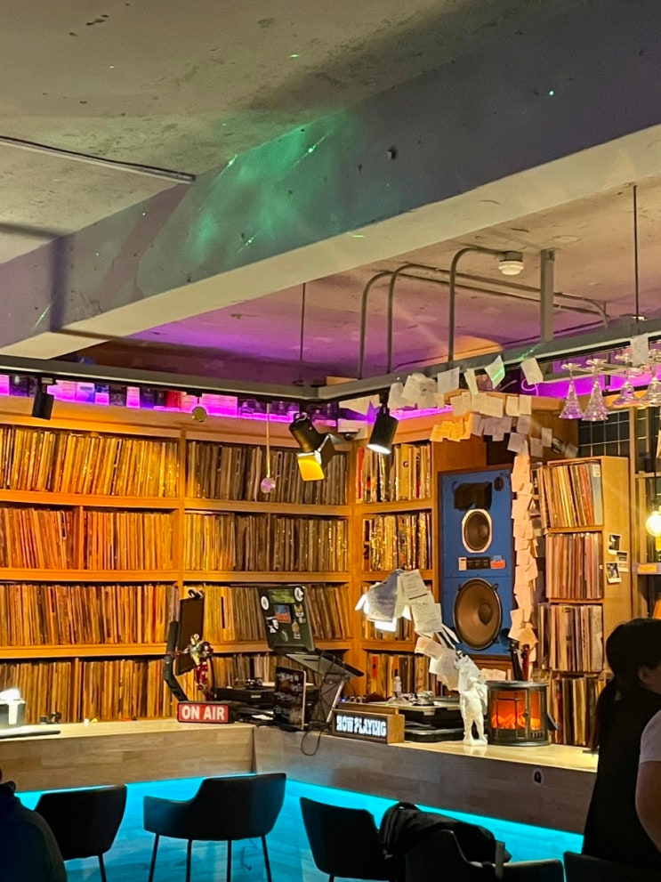 [대흥동 덩치 레코오드 LP bar] LP bar 감성 넘치는 곳에서 음악과 함께 칵테일을 즐기고 싶다면? 덩치 레코오드 LP ...