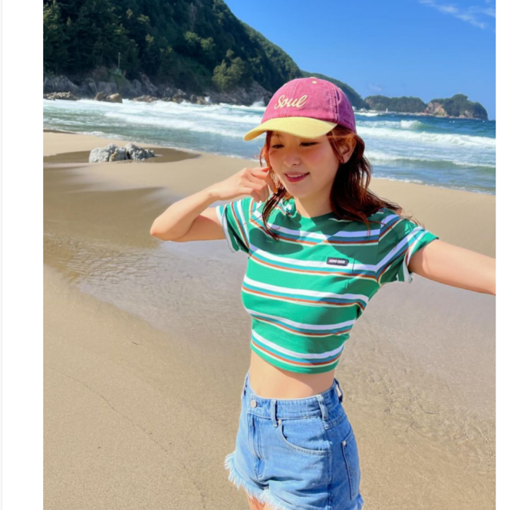 슬기가 착용해서 더 힙한 미우미우 저지 반팔 티셔츠 가격은 네이버 블로그
