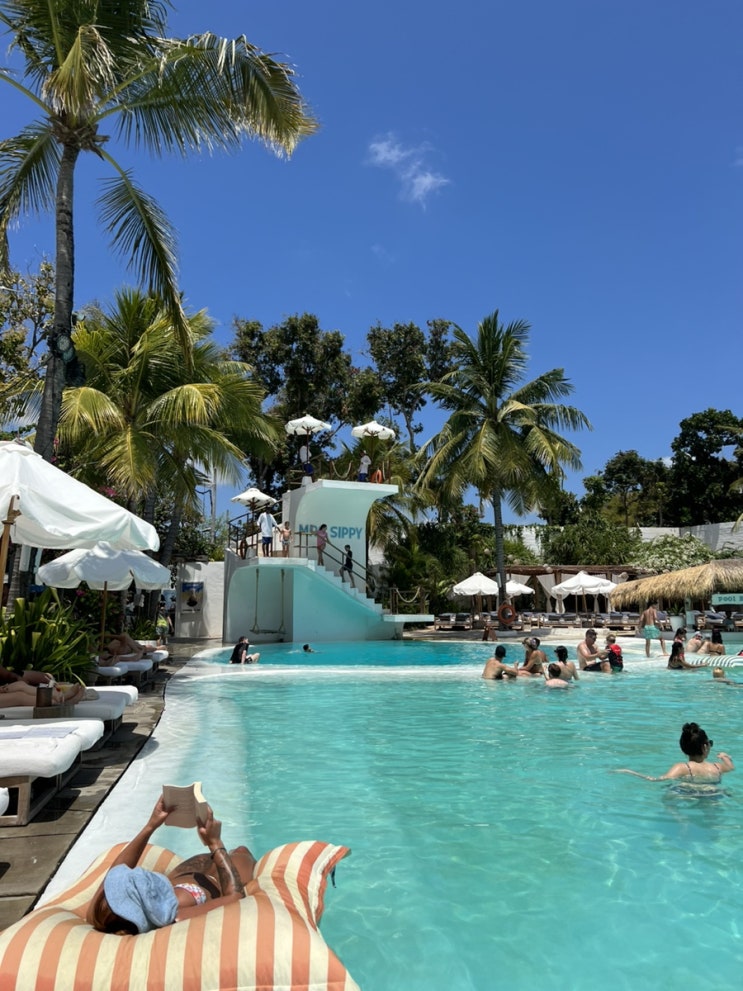 발리 스미냑 비치클럽 미세스시피 Mrs Sippyㅣ5m 다이빙 가보자고 : 네이버 블로그