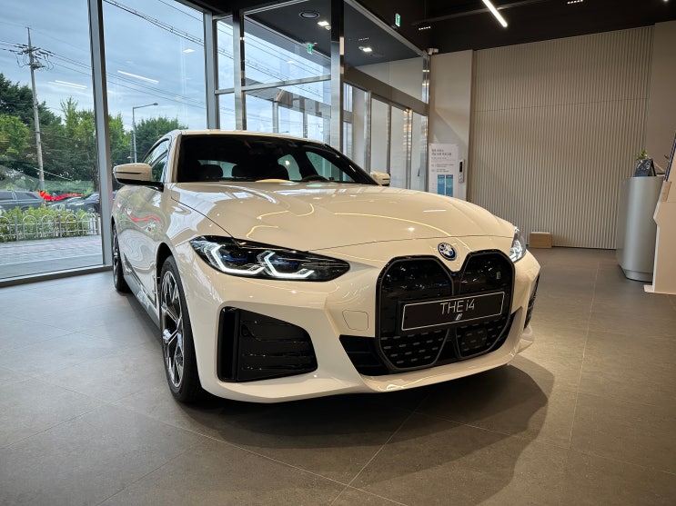 BMW i4 eDrive40 M Spt pro 이래도 안 살래요?? : 네이버 블로그