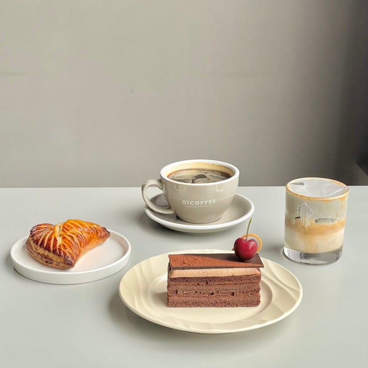 대전 둔산동 대형카페 따뜻한 분위기와 디저트가 맛있는_OI COFFEE : 네이버 블로그